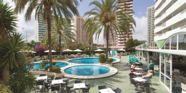Disfruta de hoteles en Calpe en primera línea de playa con AR - Hotels